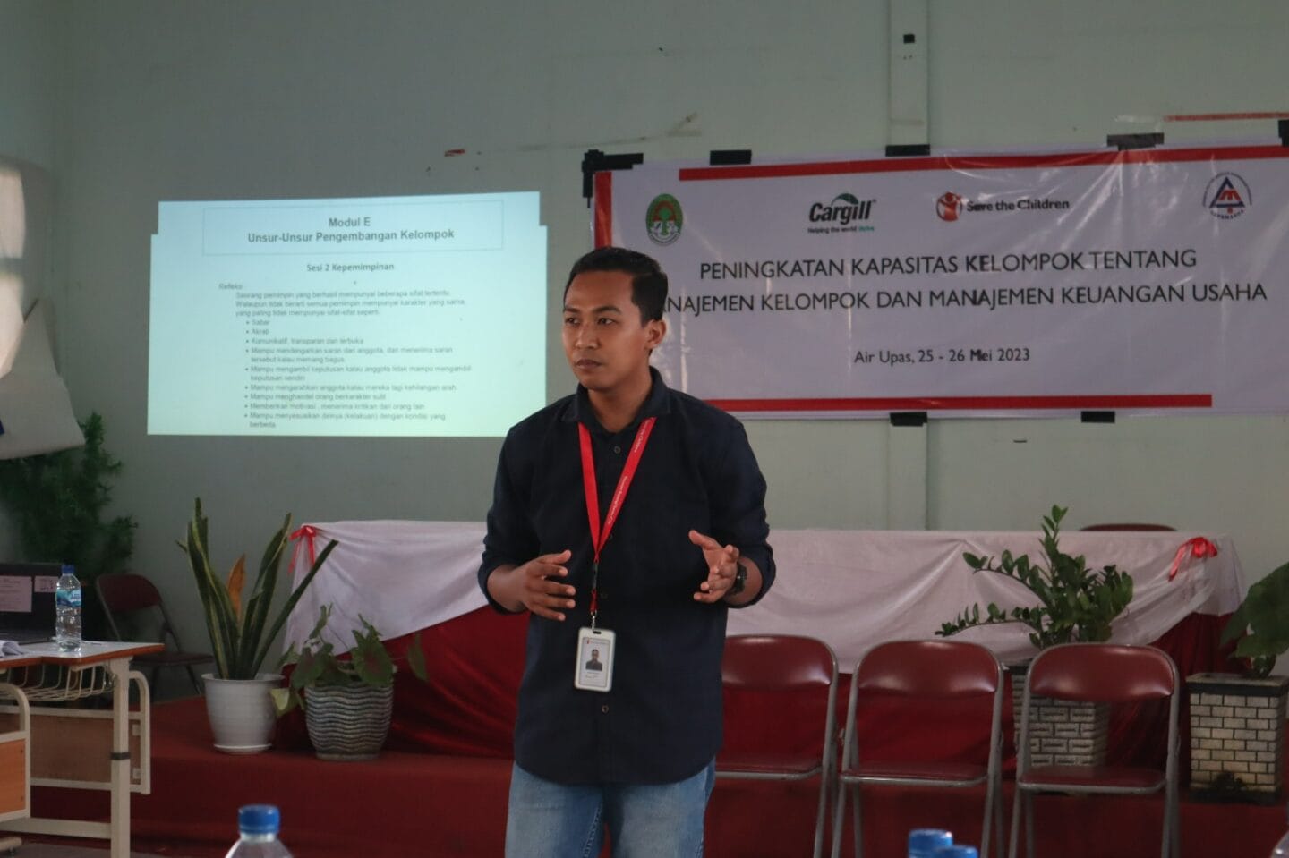 Kisah Zazuli Melangkah Jauh, Menyerap Hal Baru - Save the Children ...